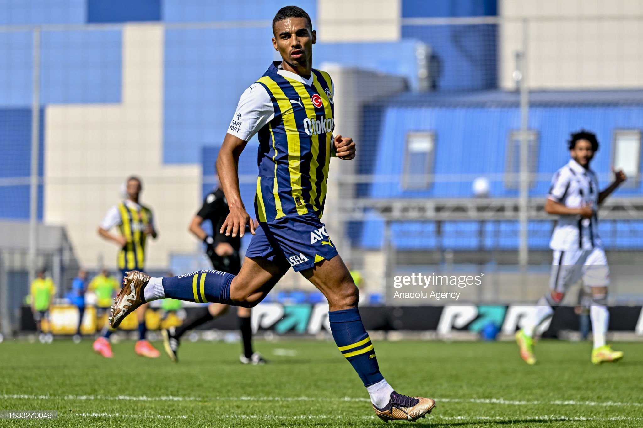 BLACK STARS: Alexander Djiku debuts in Fenerbahçe SK 1-0 win » Max TV
