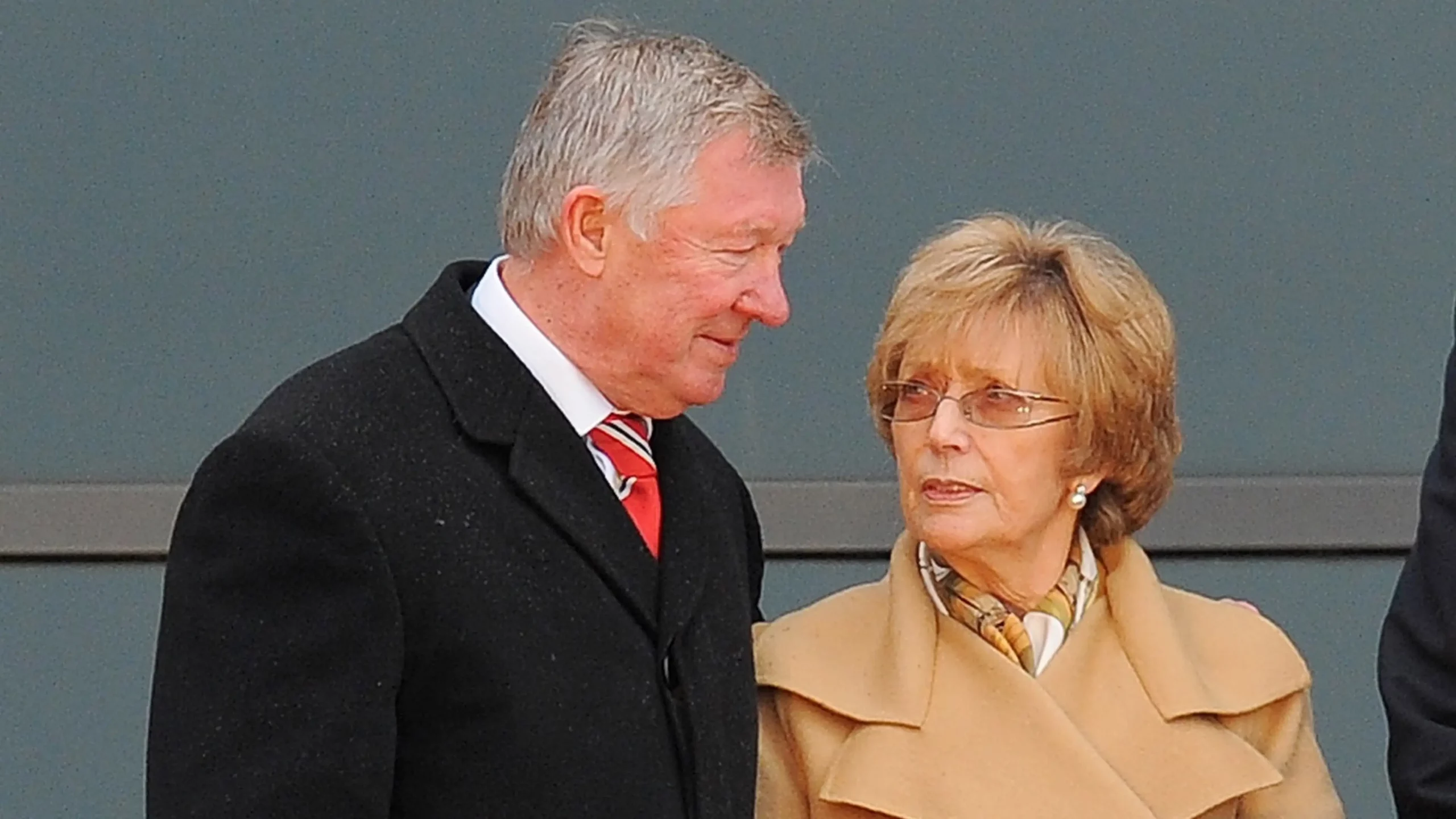 Cathy Ferguson, wife of Man Utd legend Sir Alex, dies at 84............
