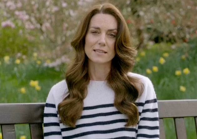 Buckingham Palace overwhelmed with well wishes for cancer-stricken ...