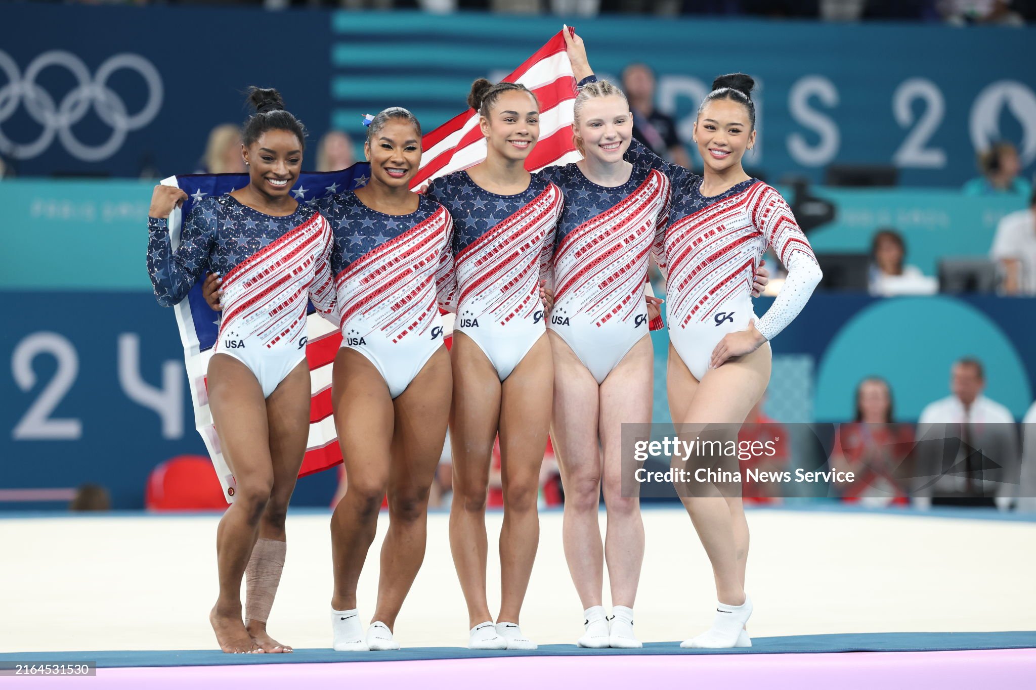 Simone Biles and Team USA bag artistic gymnastics gold