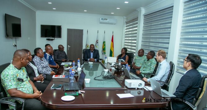 VAR in Ghana: GFA meets FIFA delegation over implementation in Ghana ...