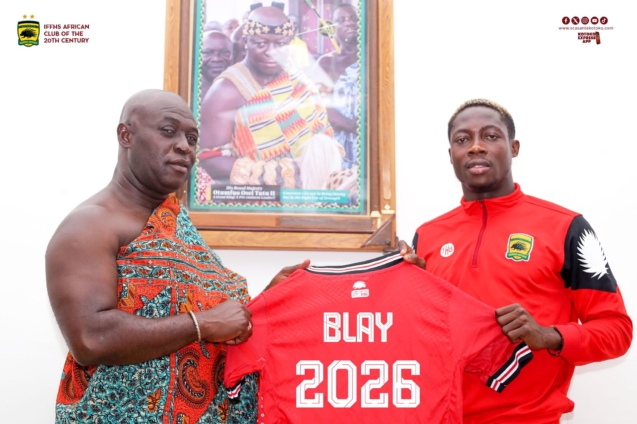 MAX GPL HQ: Justice Blay Signs New Deal with Asante Kotoko