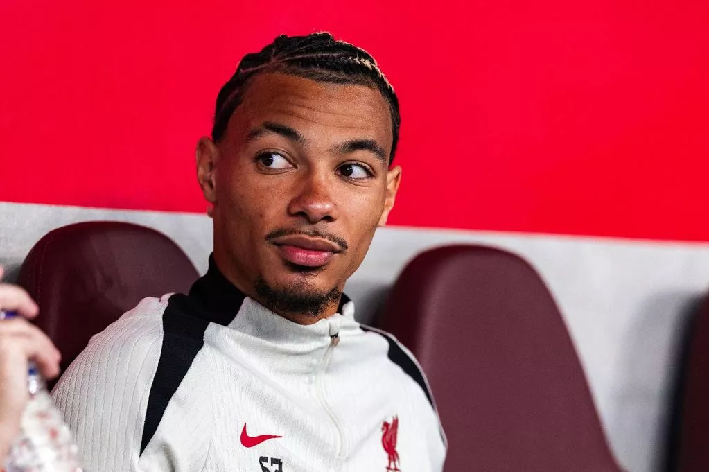 Ekitike Speaks Out Amid Isak-Liverpool Transfer Twist